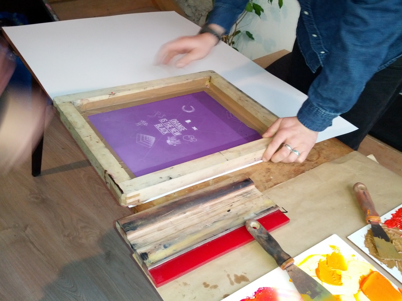 La sérigraphie - Kineka | Agence de communication à Grenoble et Lyon